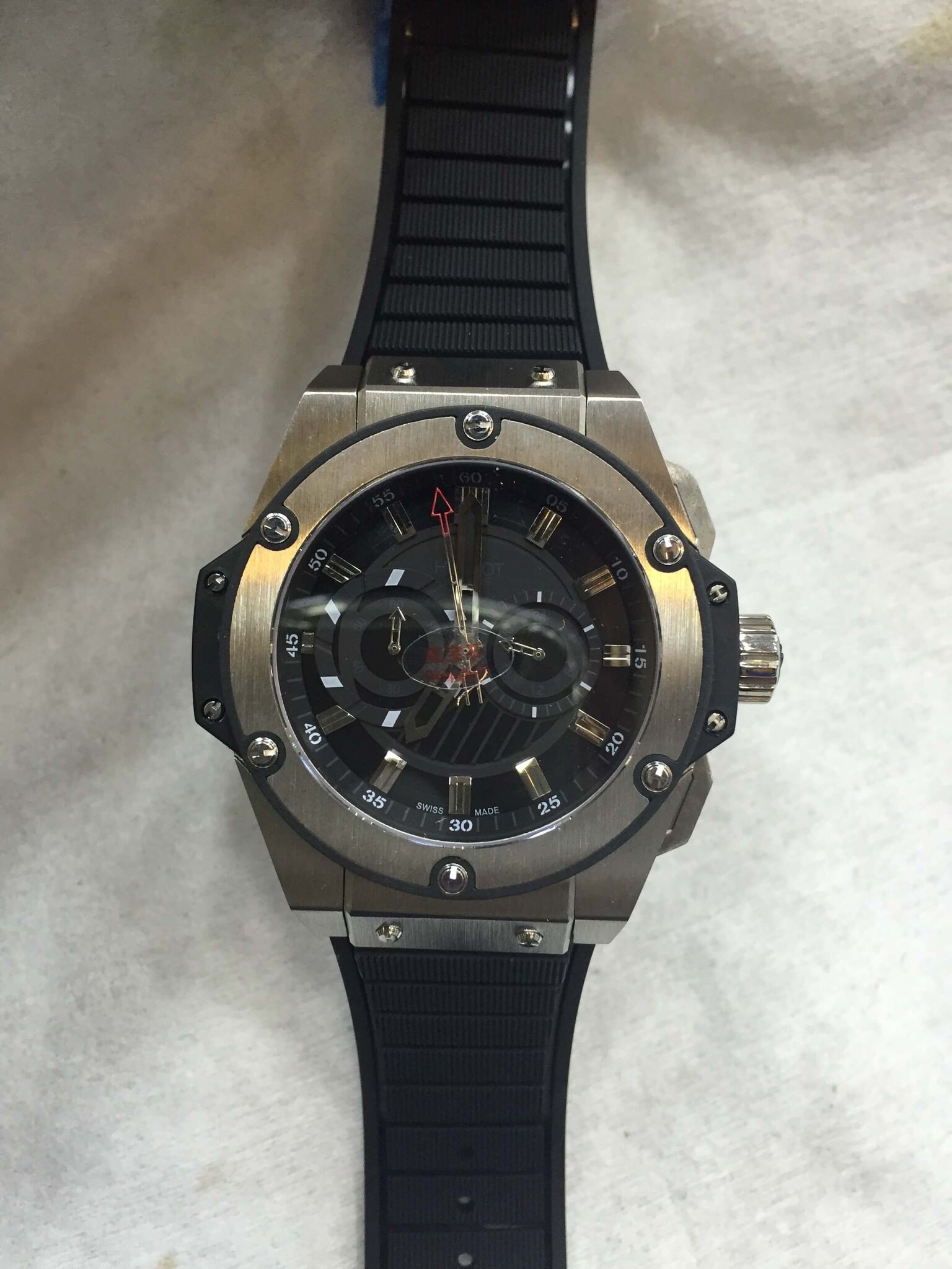 Hublot King Power HKP-007 em até 3x sem juros no cartão.