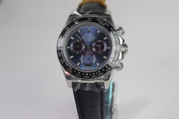 ROLEX DAYTONA CERAMIC COURO em até 3x sem juros no cartão.